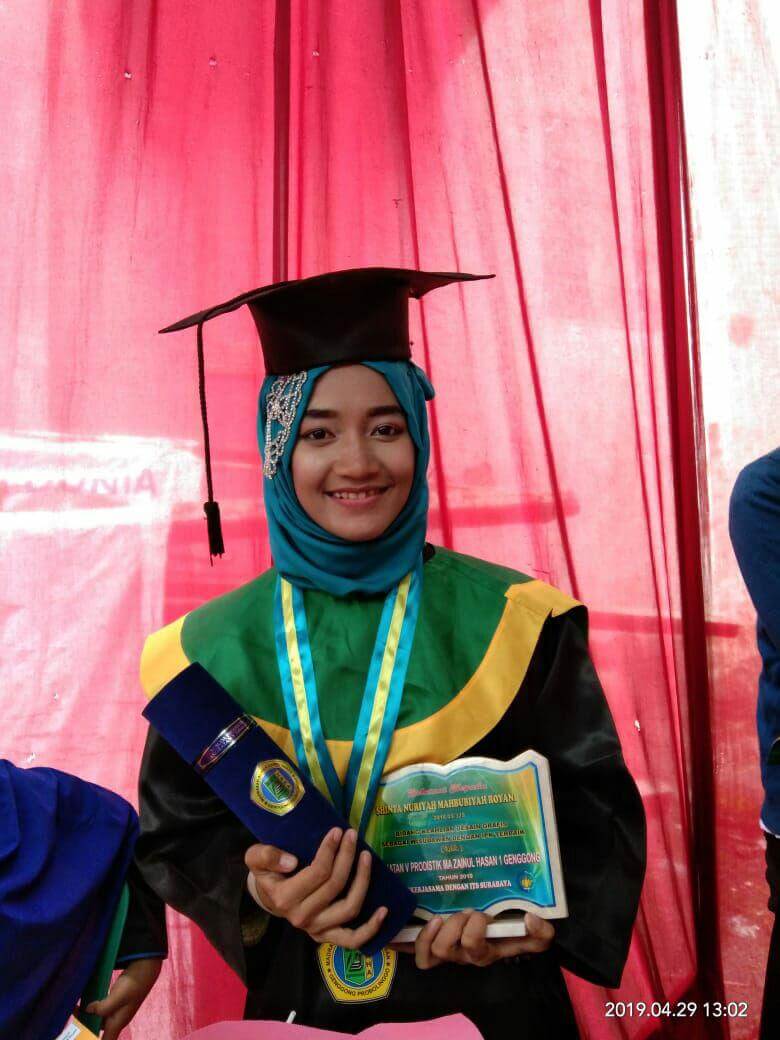 Shinta, borong 3 penghargaan di Wisuda Prodistik ke 5 MA Zainul Hasan 1 ...